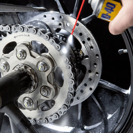 WD-40 SPECIALIST Motorcycle Brake Cleaner - Moto Vision